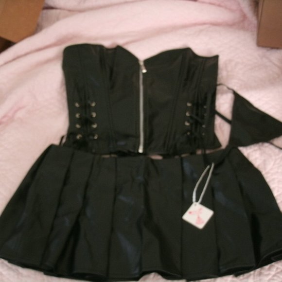 Kiss me Angel | Intimates & Sleepwear | Nwt Kiss Me Angel Black Corset ...